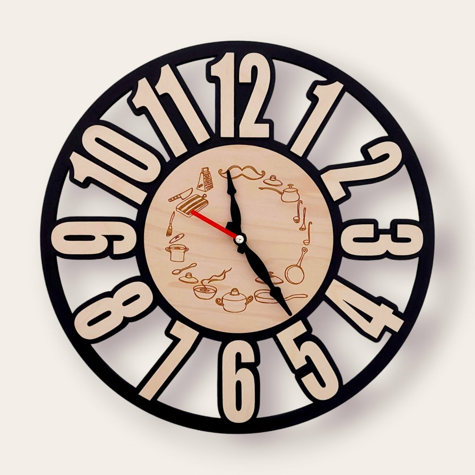 Reloj de pared de madera circular personalizado