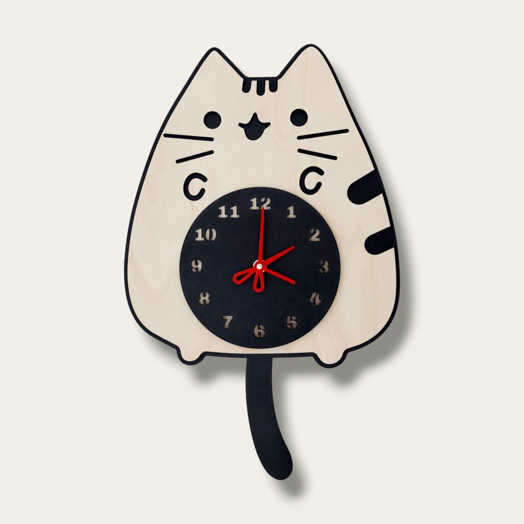 Reloj de Pared de Madera en Forma de Gato - Decoración Única y Encantadora